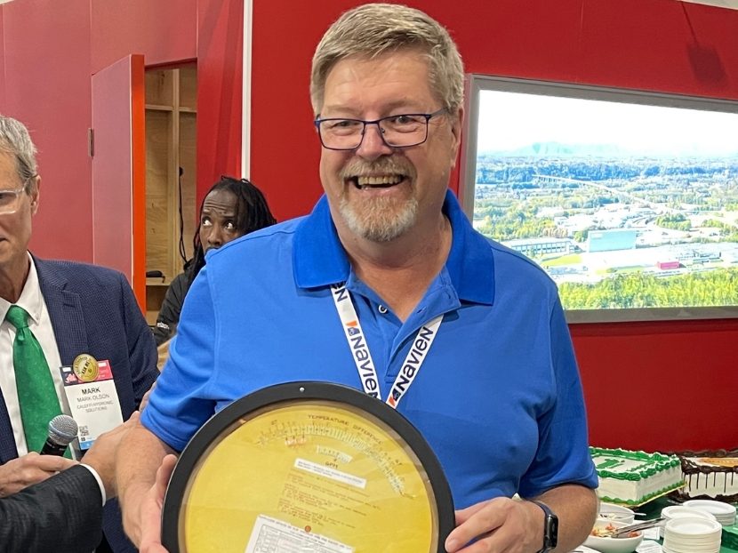 Dave Hughes Receives Carlson-Holohan Industry Award of Excellence | phcppros